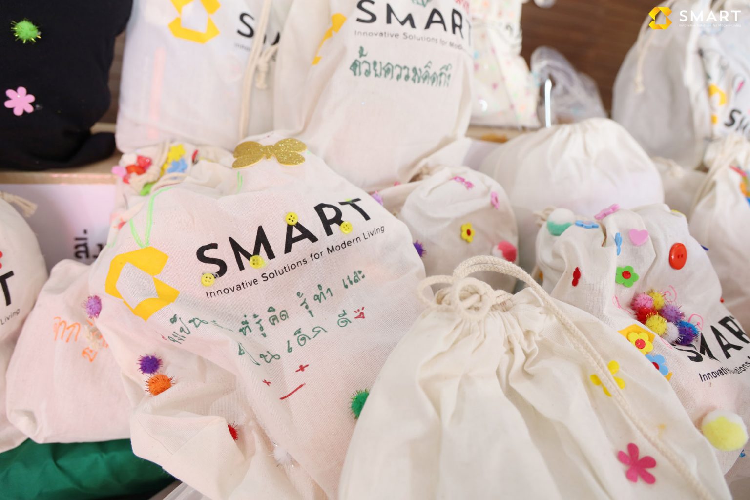 SMART domation at Baan Nok Kamin Foundation - Smart Service